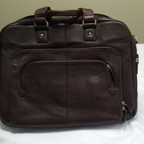 Levenger | Bags | Expandable Brief Bag | Poshmark